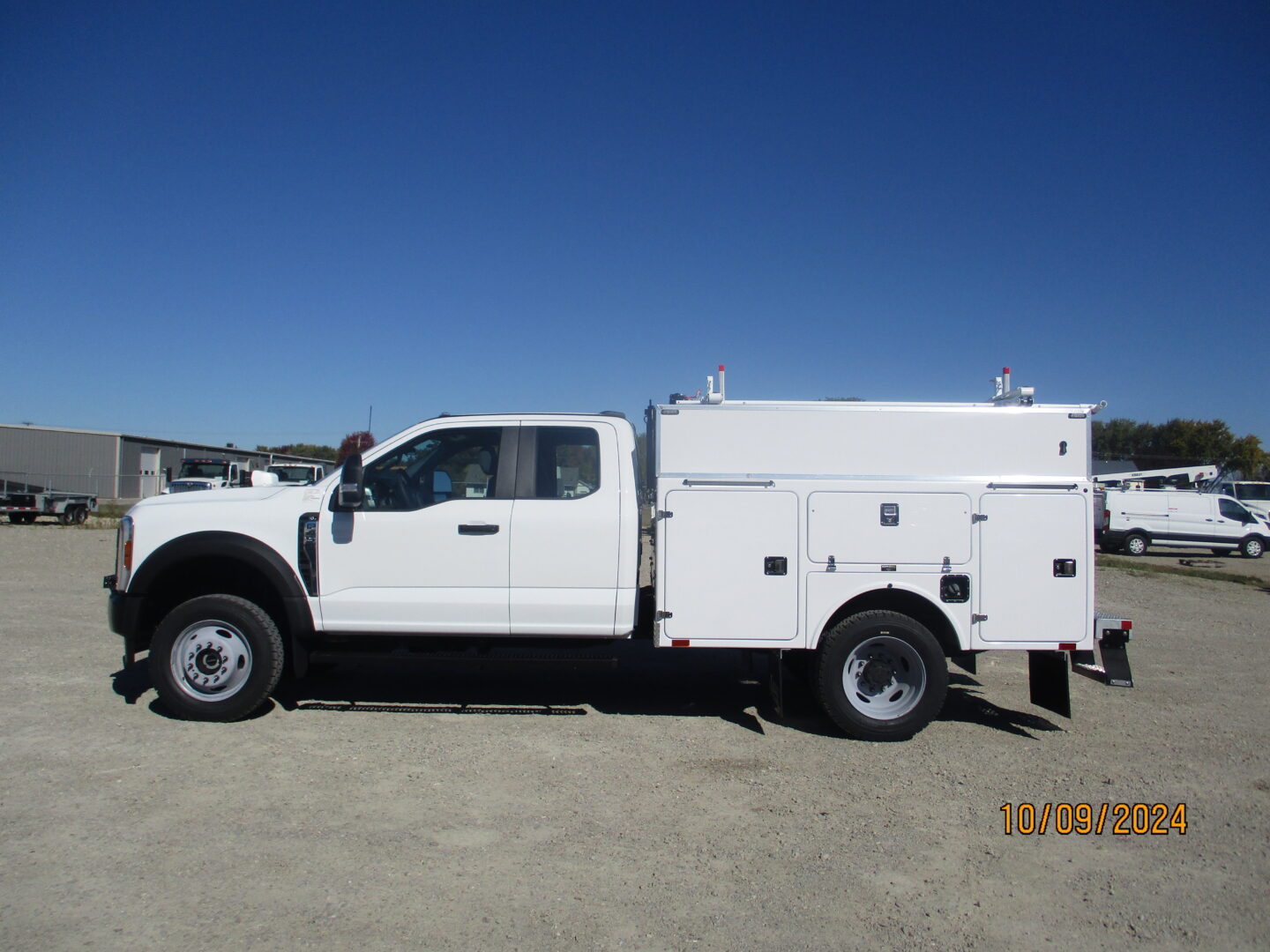 New Customer Build - 24' Ford F450 With BrandFx Service Body - Utility ...