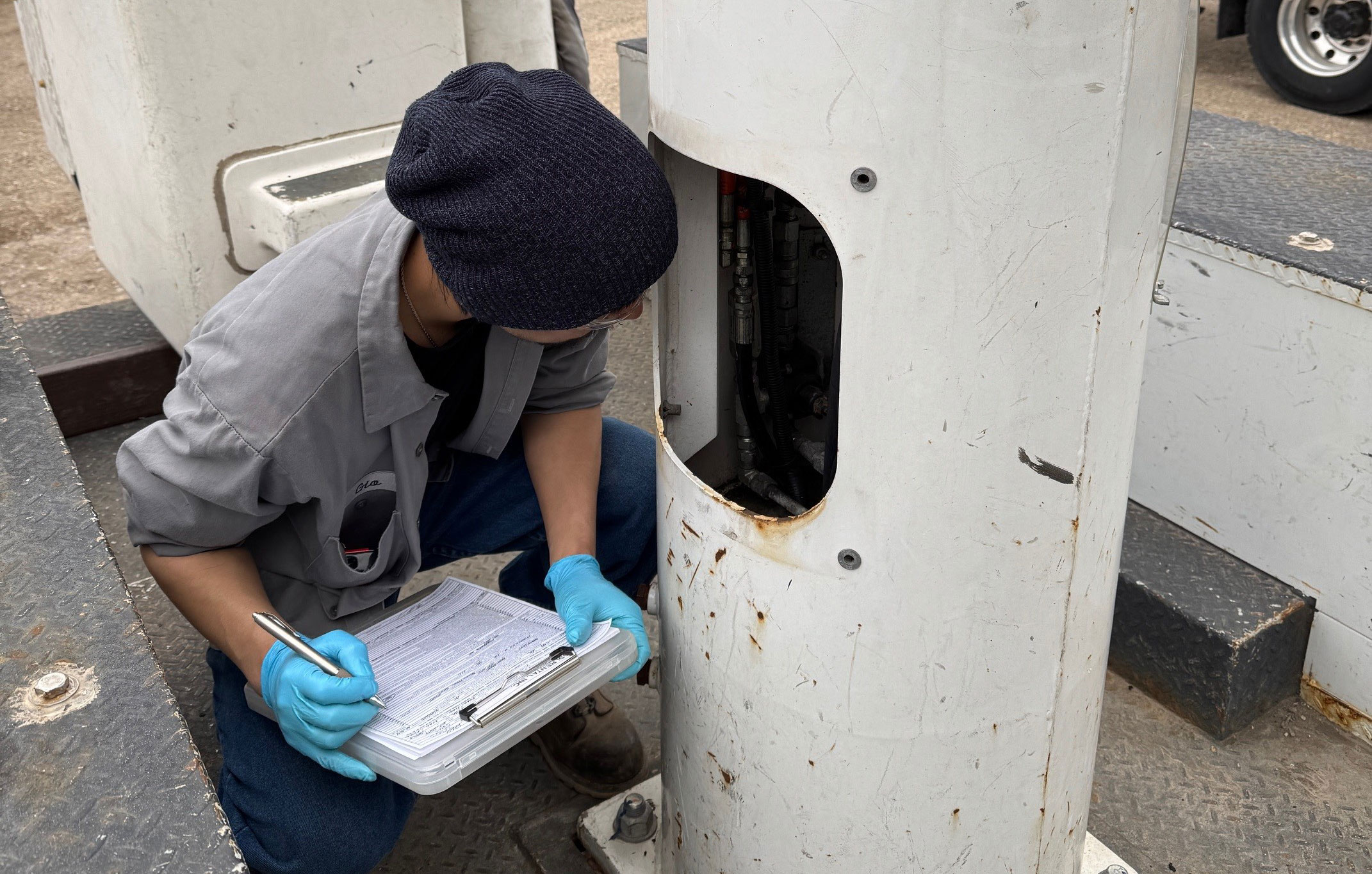 Required Aerial Lift Inspections Per ANSI A92.2 - Utility Sales ...